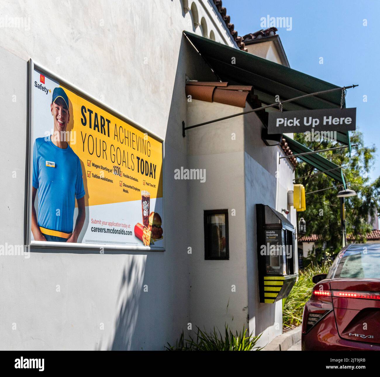 Mcdonalds hiring hi-res stock photography and images - Alamy