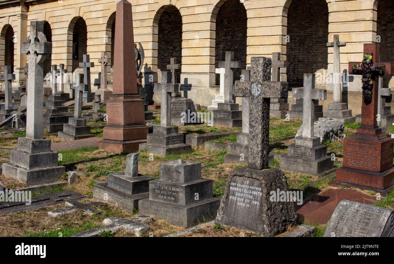 Brompton Cemetery, Kensington London, UK Stock Photo - Alamy