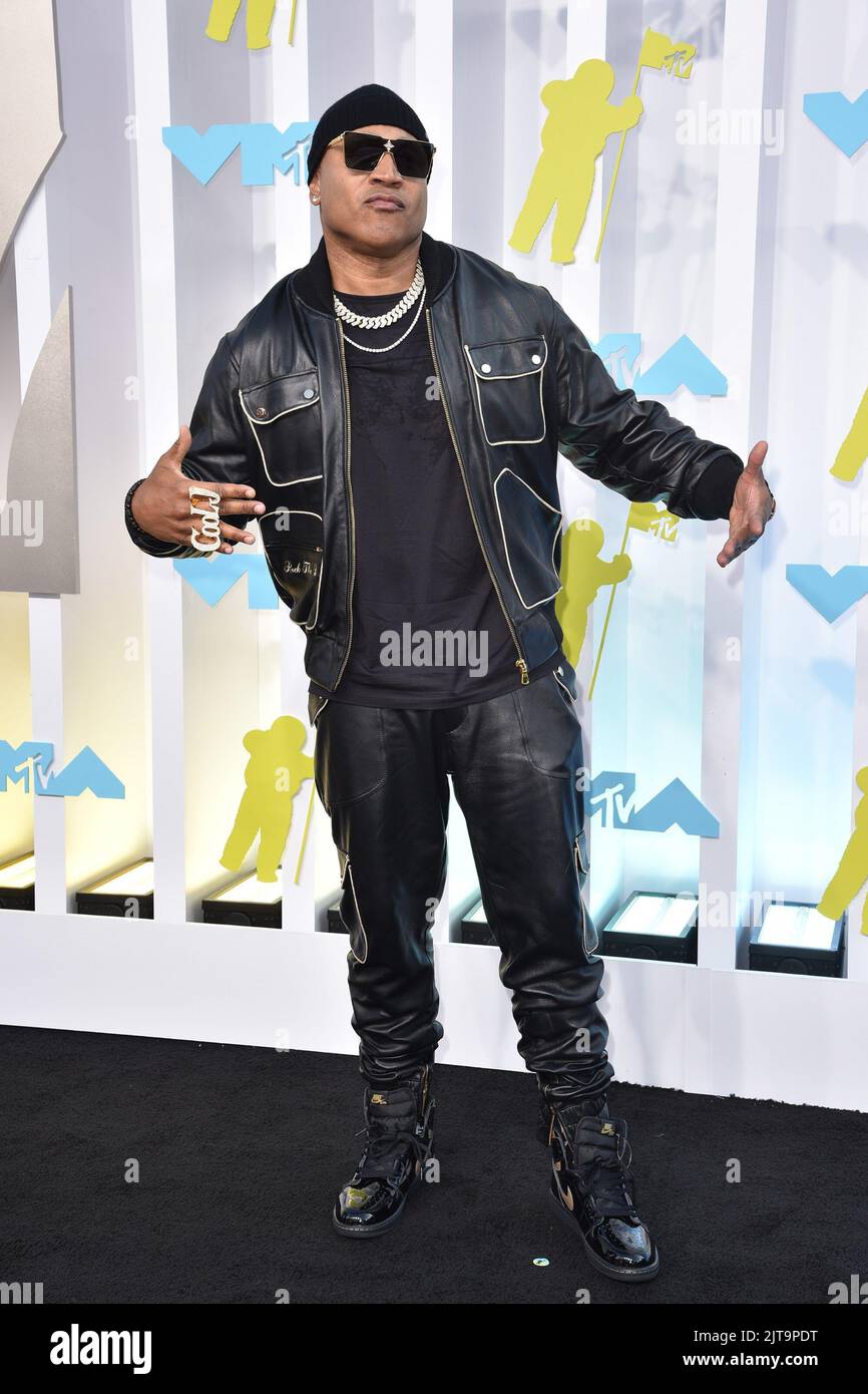 Newark, NJ, USA. 28th Aug, 2022. LL Cool J at arrivals for MTV Video ...