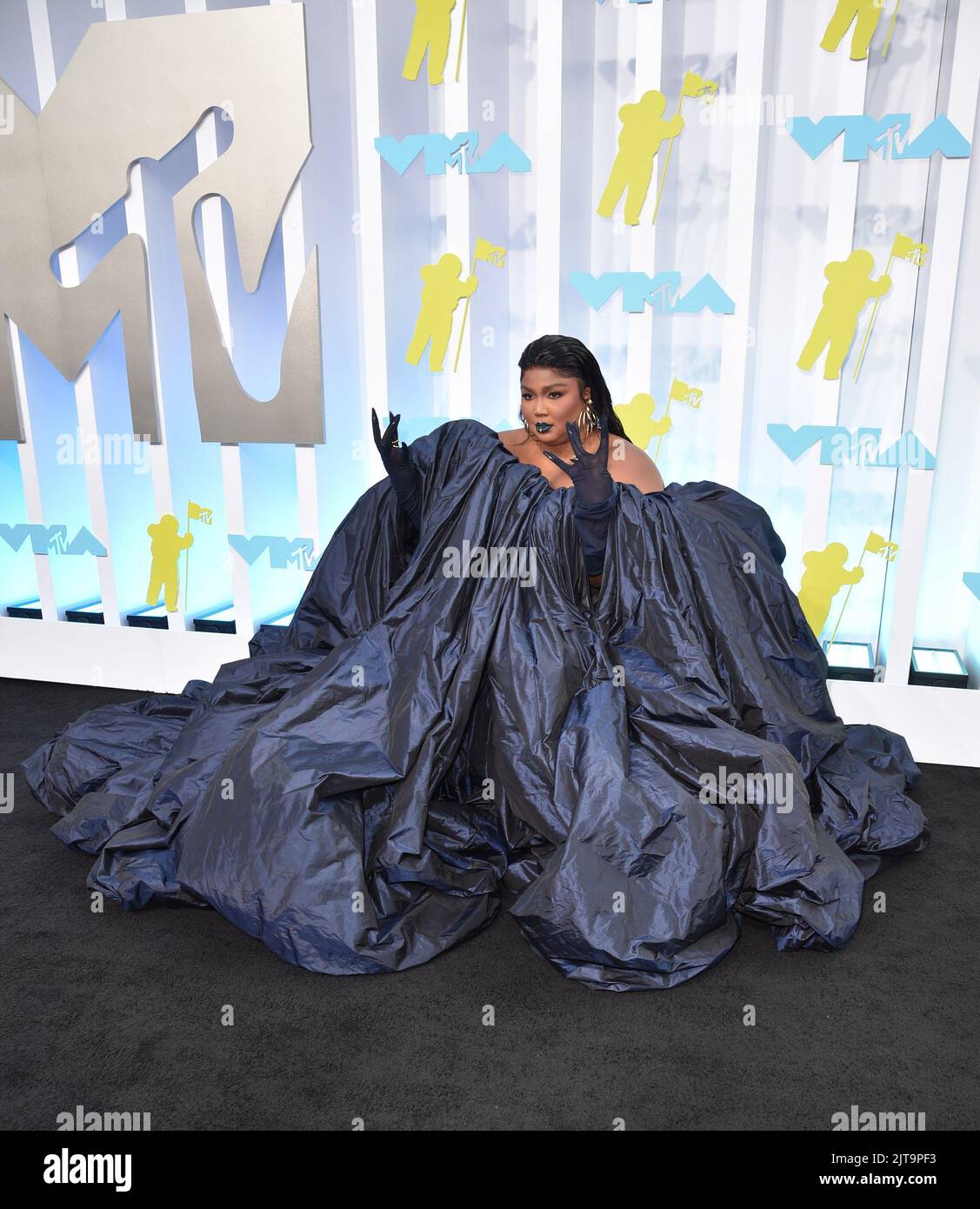 Mtv video music awards vmas 2022 arrivals 2 hi-res stock photography ...