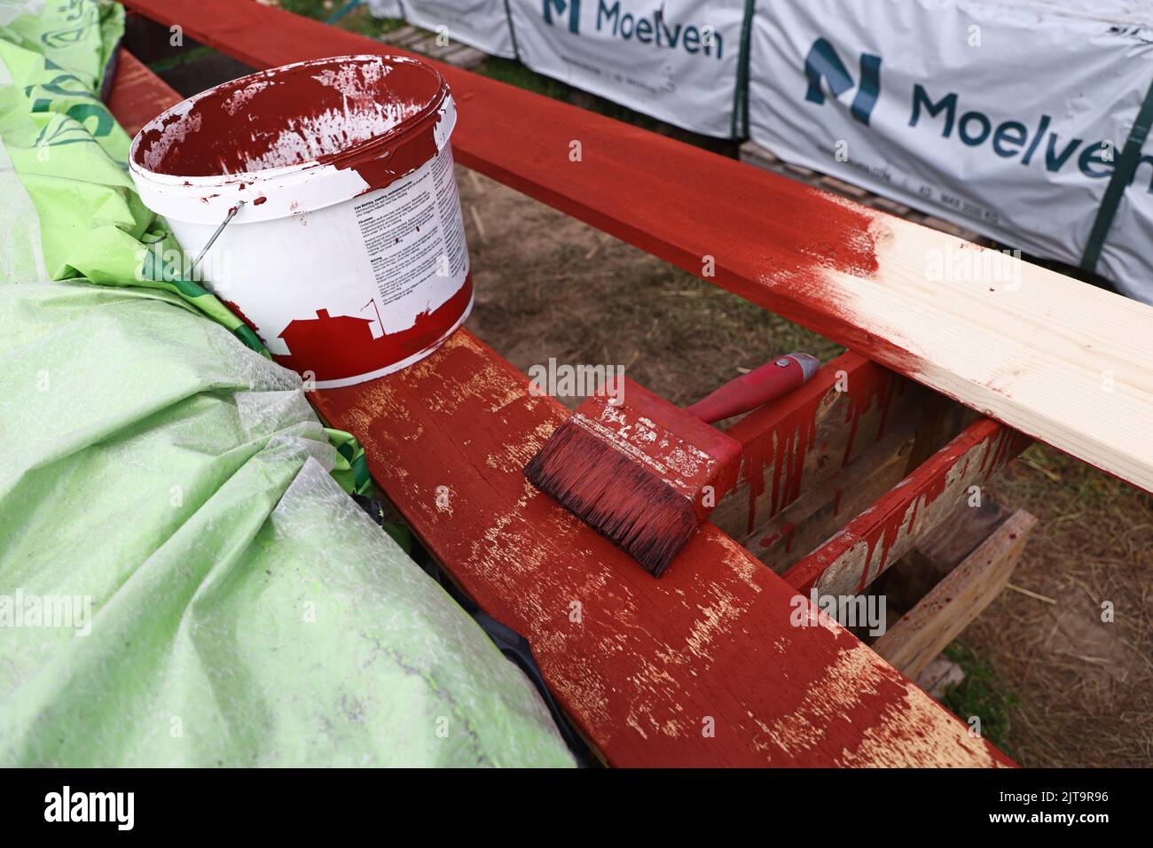 Falu red or falun red (In Swedish: falu rödfärg) is a permeable red ... Falu red or falun red (In Swedish: falu rödfärg) is a permeable red ...