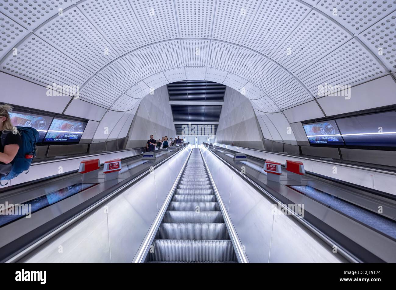 Whitechapel - Elizabeth Line Station Stock Photo - Alamy