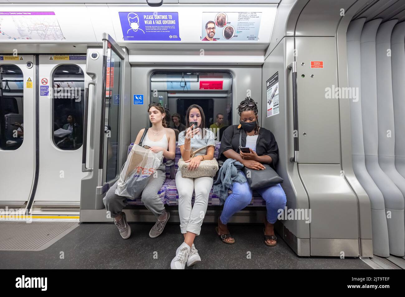 Whitechapel - Elizabeth Line Station Stock Photo - Alamy