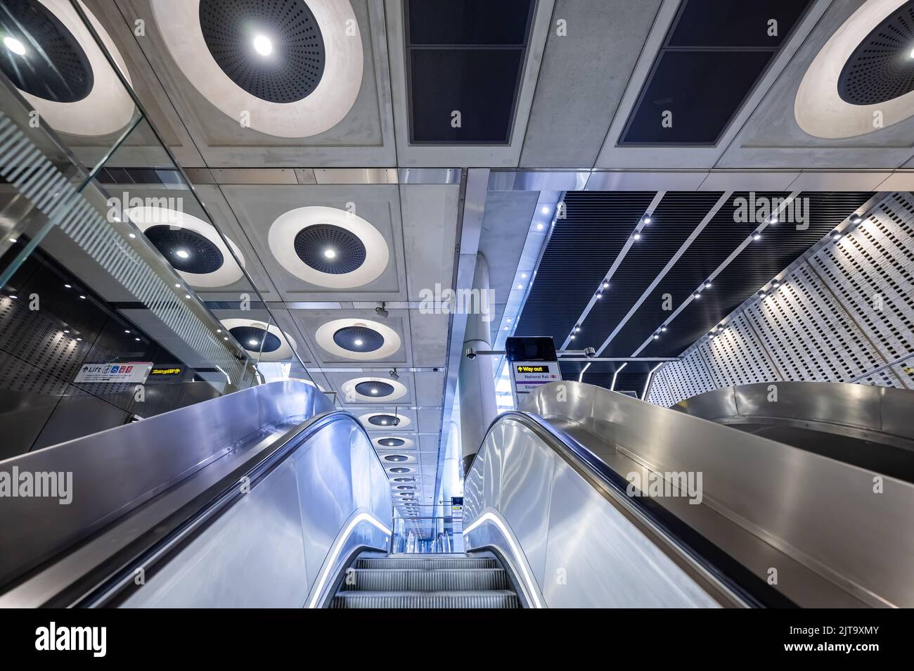 Paddington - Elizabeth Line Station, Paddington, London Stock Photo - Alamy