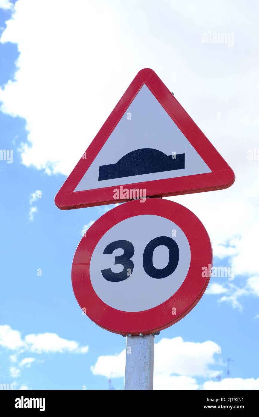 traffic sign limiting the maximum speed to 30 kilometers per hour ...