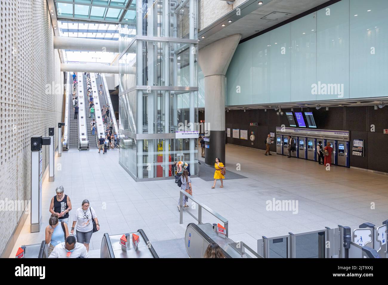 Paddington - Elizabeth Line Station, Paddington, London Stock Photo - Alamy