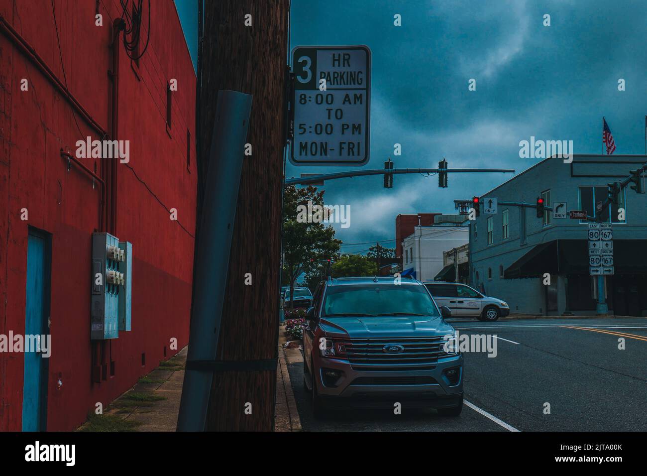 Direction sign in downtown hi-res stock photography and images - Alamy
