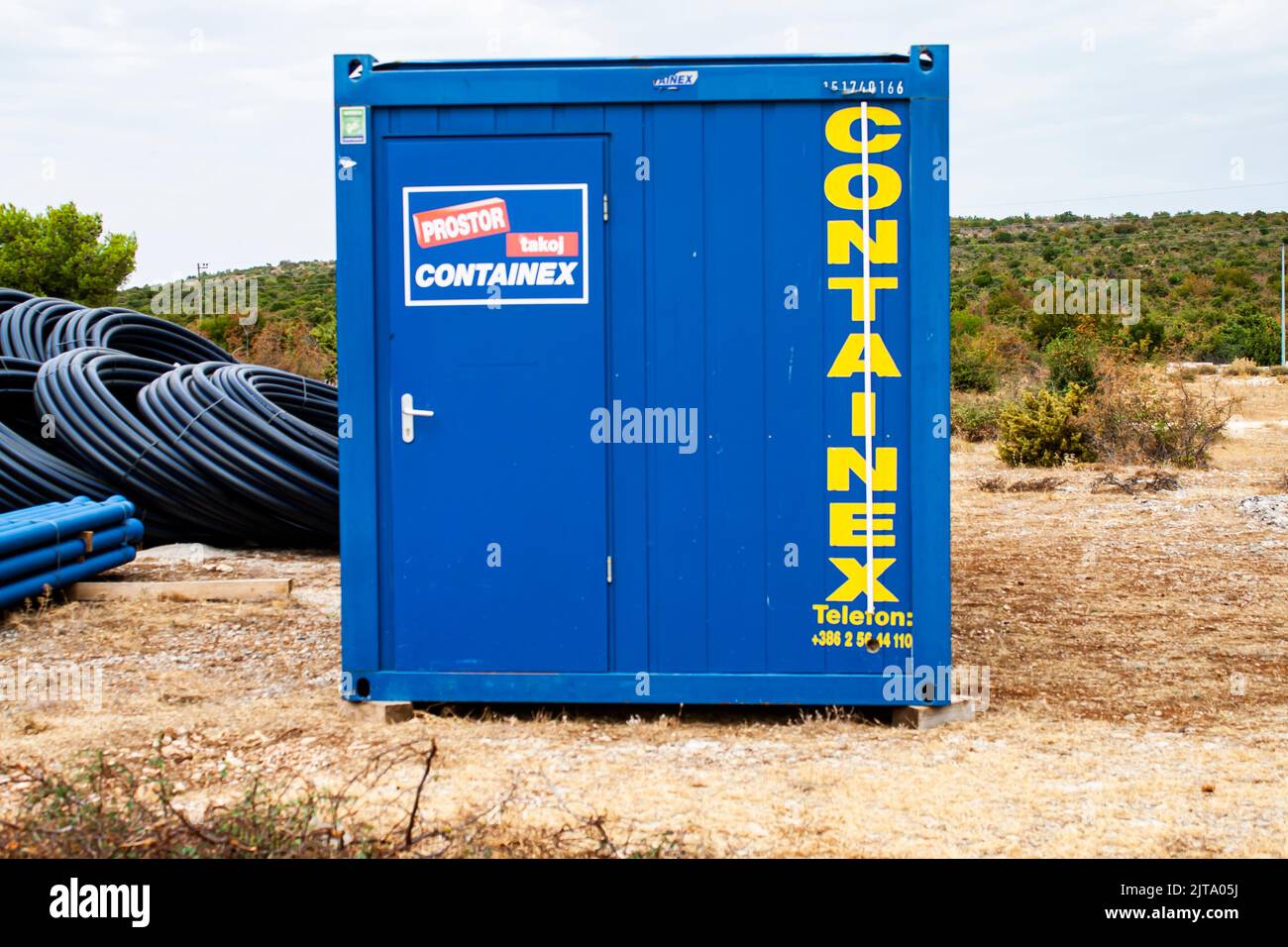 Container on the construction site Stock Photo - Alamy