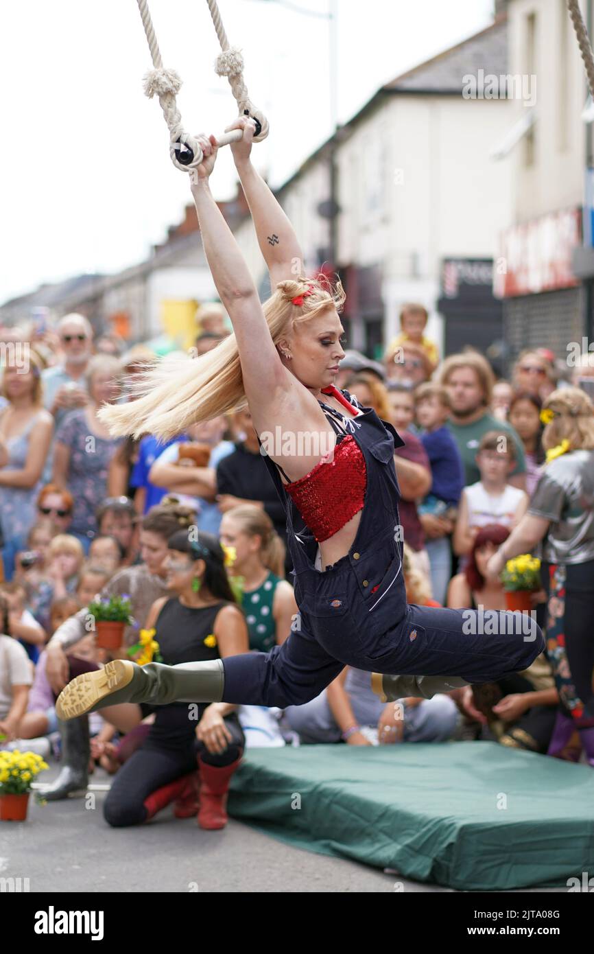 Clifton Street Festival, Cardiff. No Fit State Circus Stock Photo - Alamy