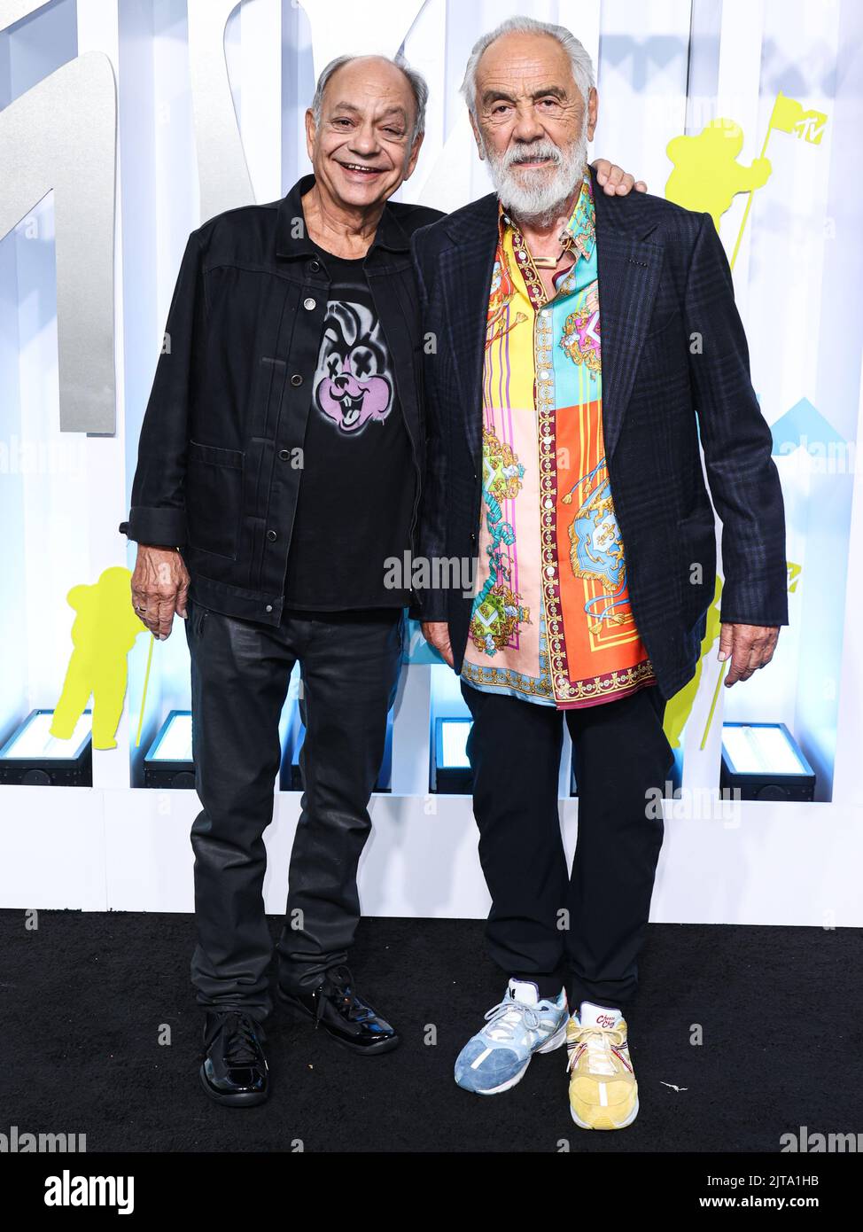 NEWARK, NEW JERSEY, USA - AUGUST 28: Cheech Marin and Tommy Chong of ...