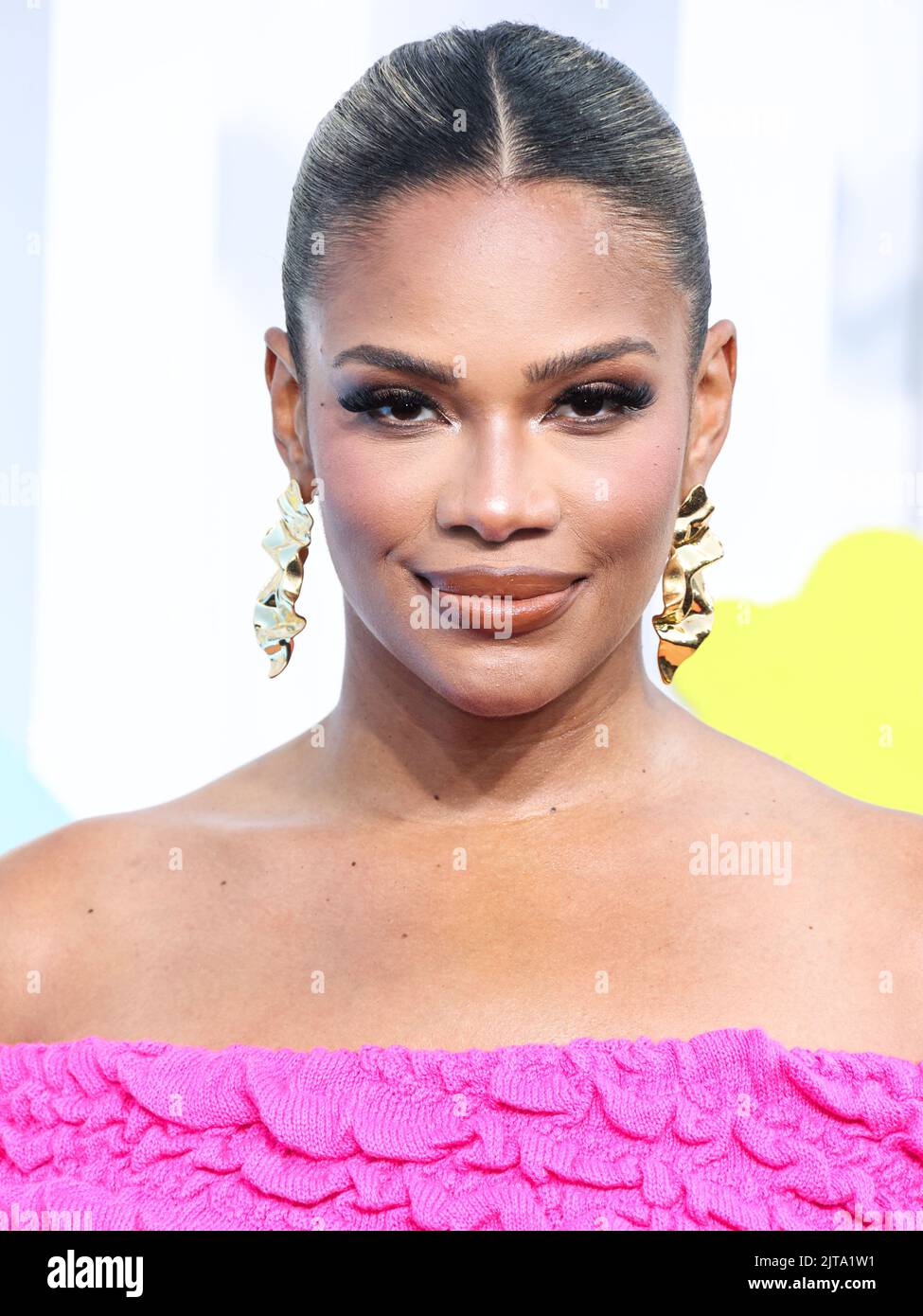 Newark New Jersey Usa August 28 Kamie Crawford Arrives At The 2022 Mtv Video Music Awards