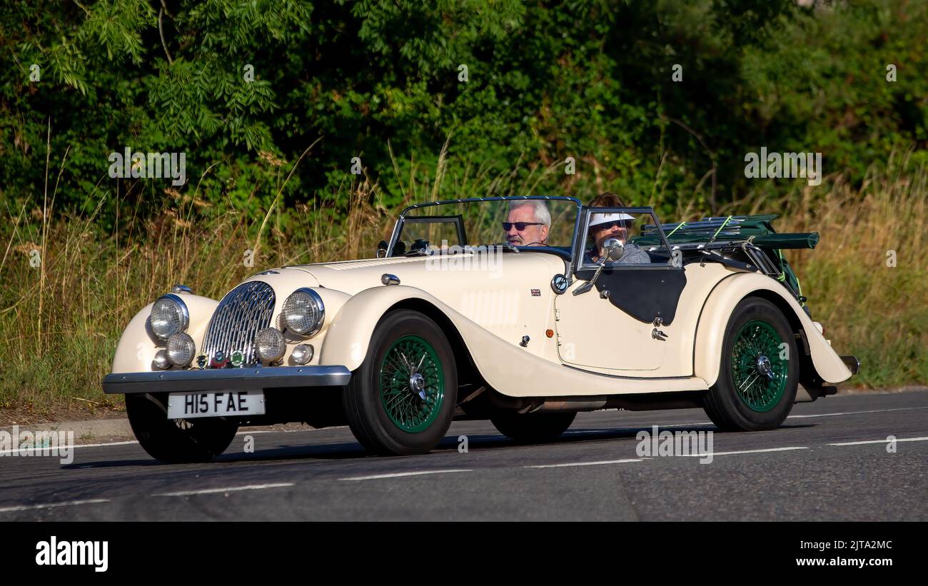 1991 1597cc cream Morgan classic car Stock Photo - Alamy