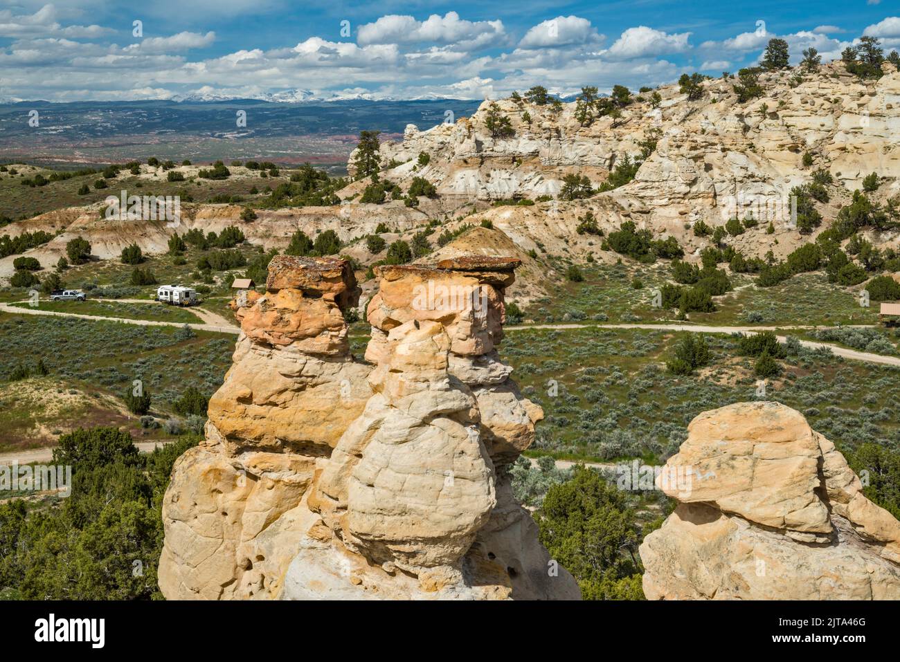 Balanced rocks over campground at Castle Gardens Scenic Area, Bighorn ...