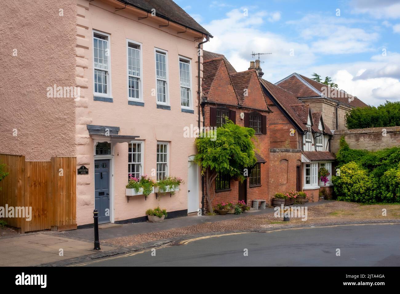 Warwick high street hi-res stock photography and images - Alamy
