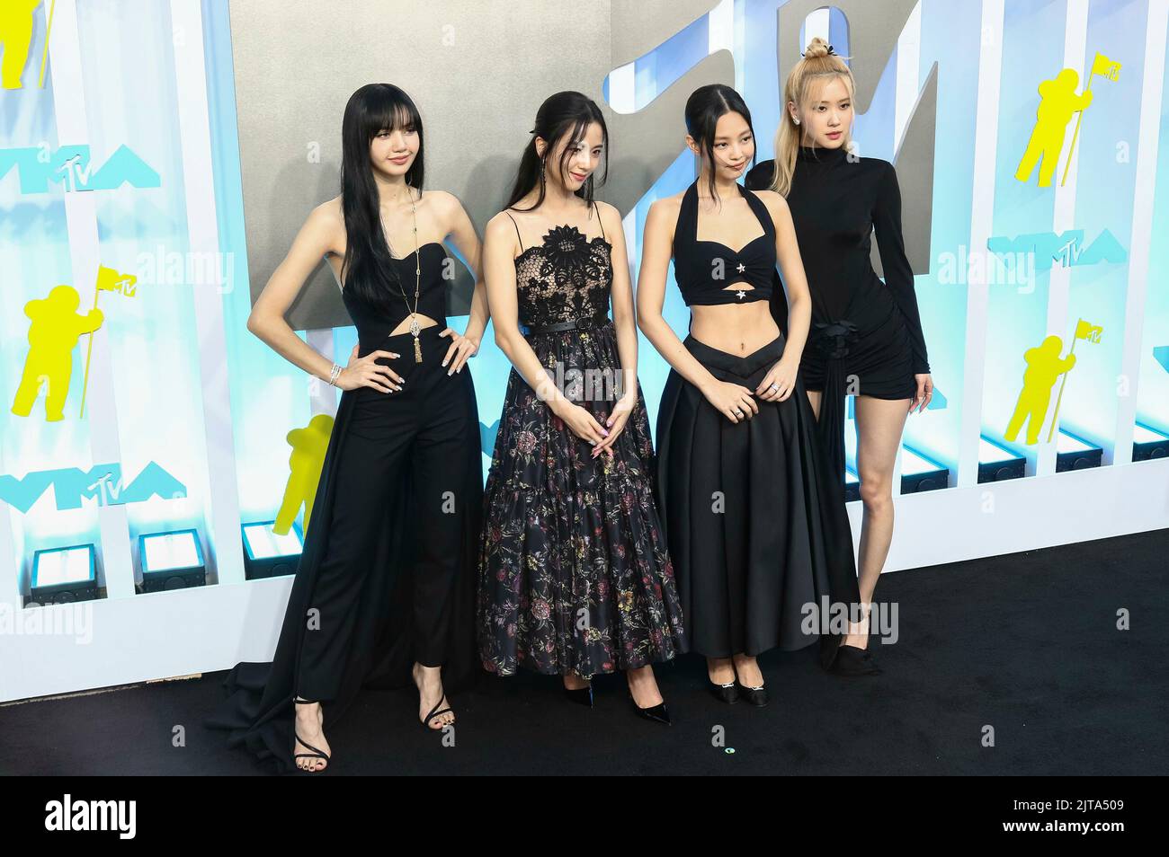 Jennie blackpink hi-res stock photography and images - Alamy