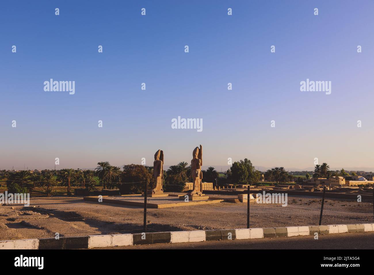 Luxor city egypt architecture street hi-res stock photography and ...