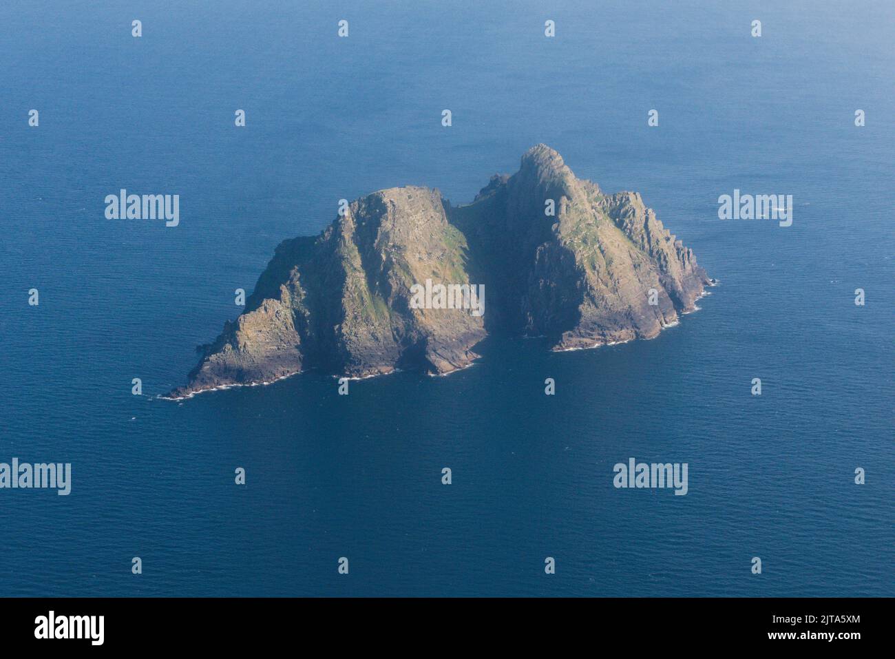 Skellig michael aerial view hi-res stock photography and images - Alamy
