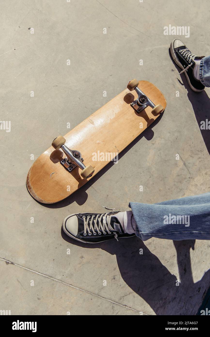 Down lying skateboarder skate hi-res stock photography and images - Alamy
