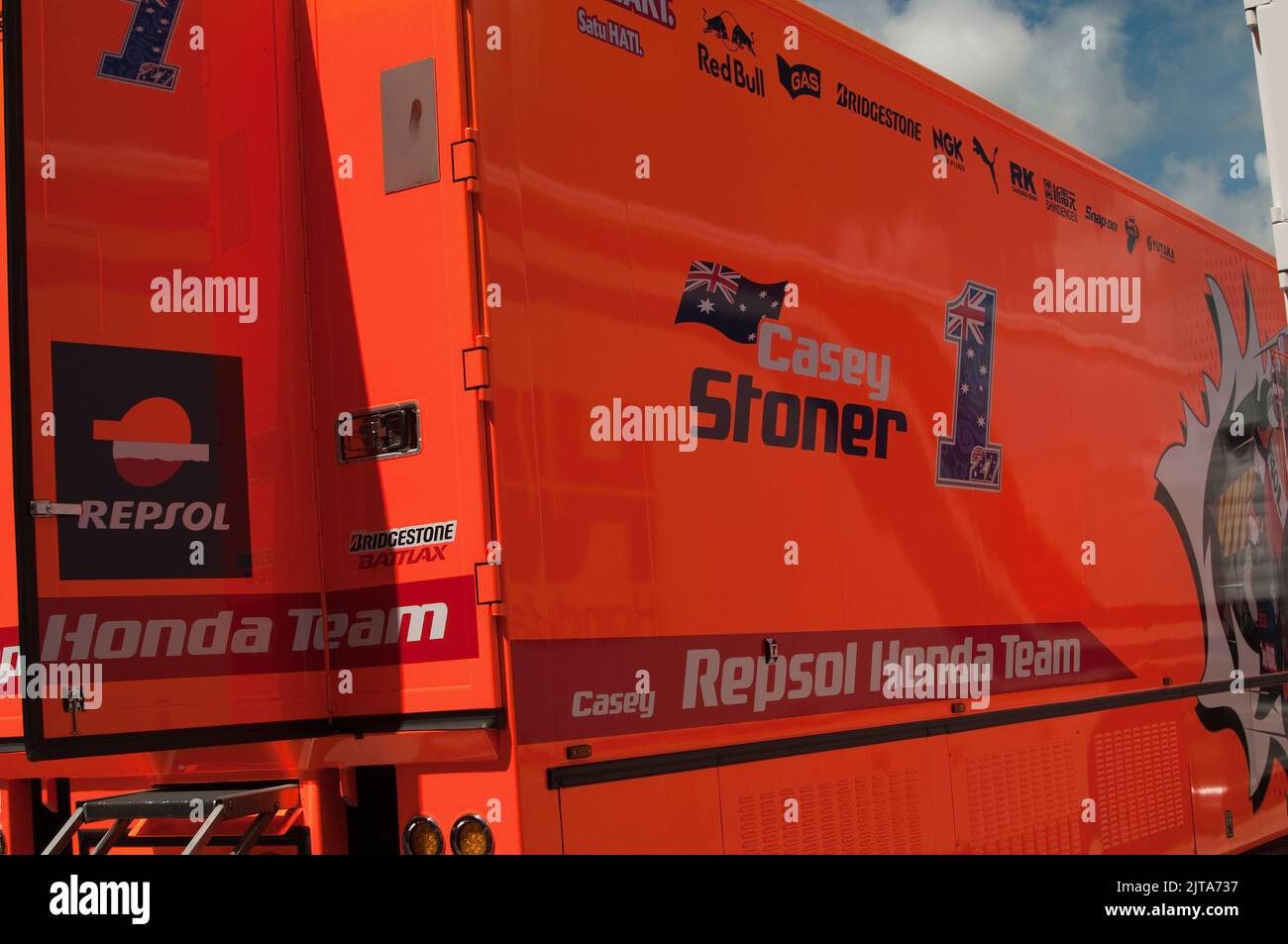 Semitruck hi-res stock photography and images - Alamy