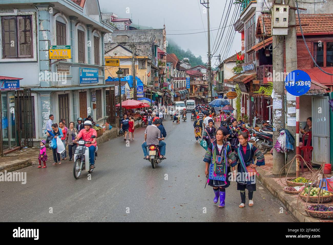 Sapa trek hi-res stock photography and images - Alamy