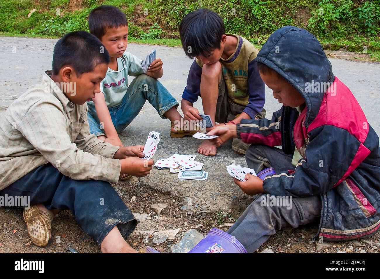 Vietnam kid playing games hi-res stock photography and images - Alamy