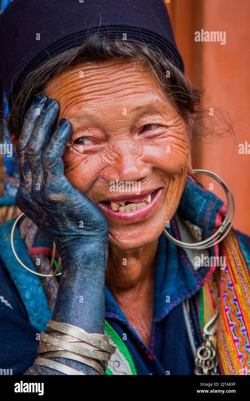Vietnam, Portrait of a Black Hmong tribe woman who has deyed new ...