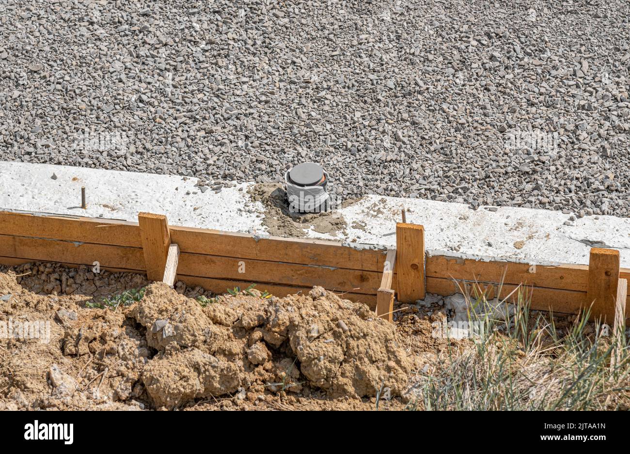 Concrete foundation and backfilling of rubble Stock Photo - Alamy