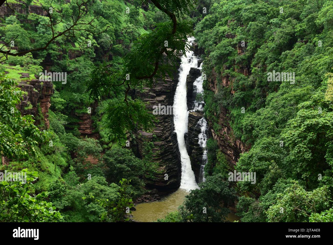 Nidan waterfall hi-res stock photography and images - Alamy