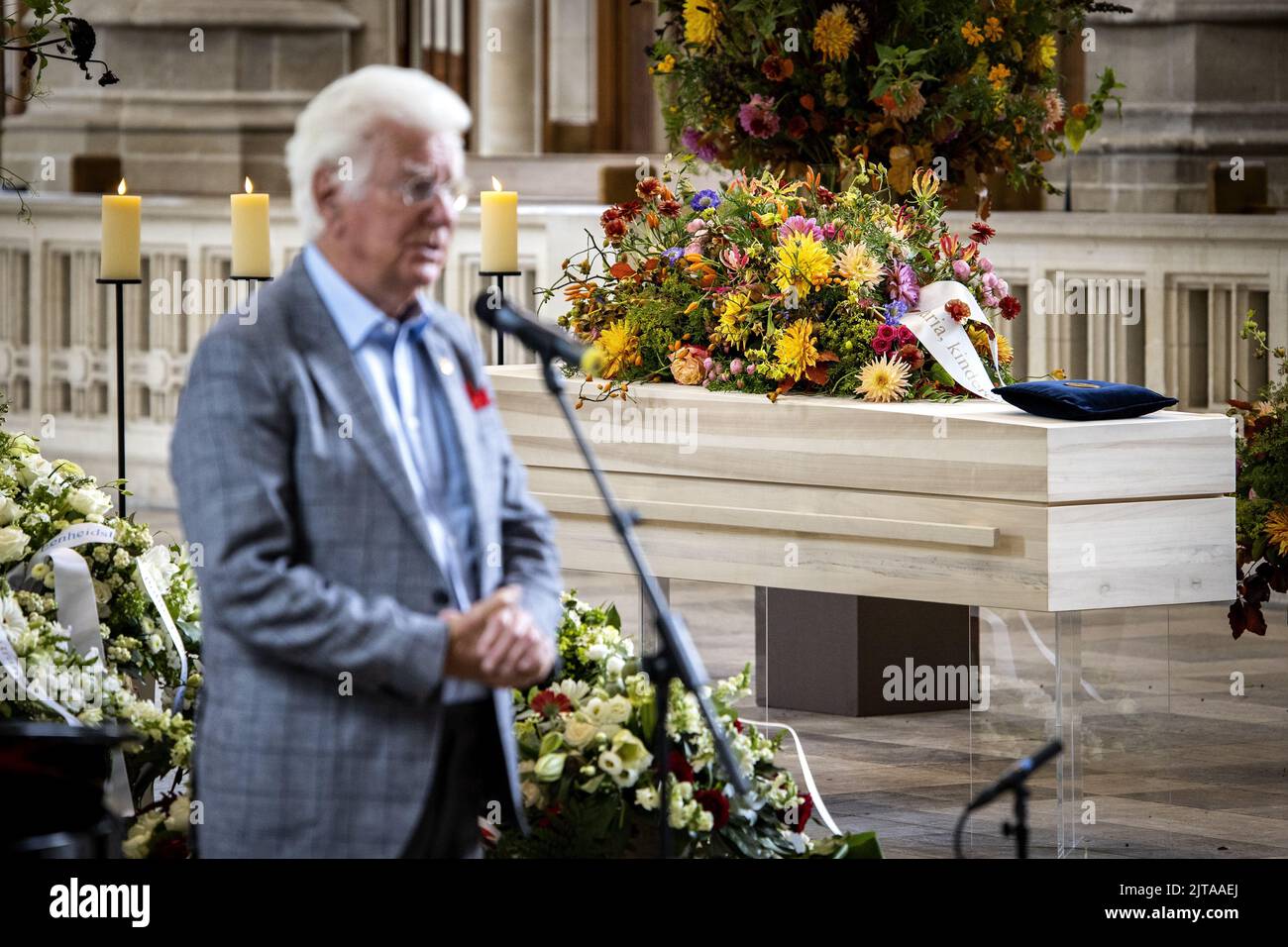 2022-08-29 12:20:48 ROTTERDAM - Gerard Cox during a private farewell ...