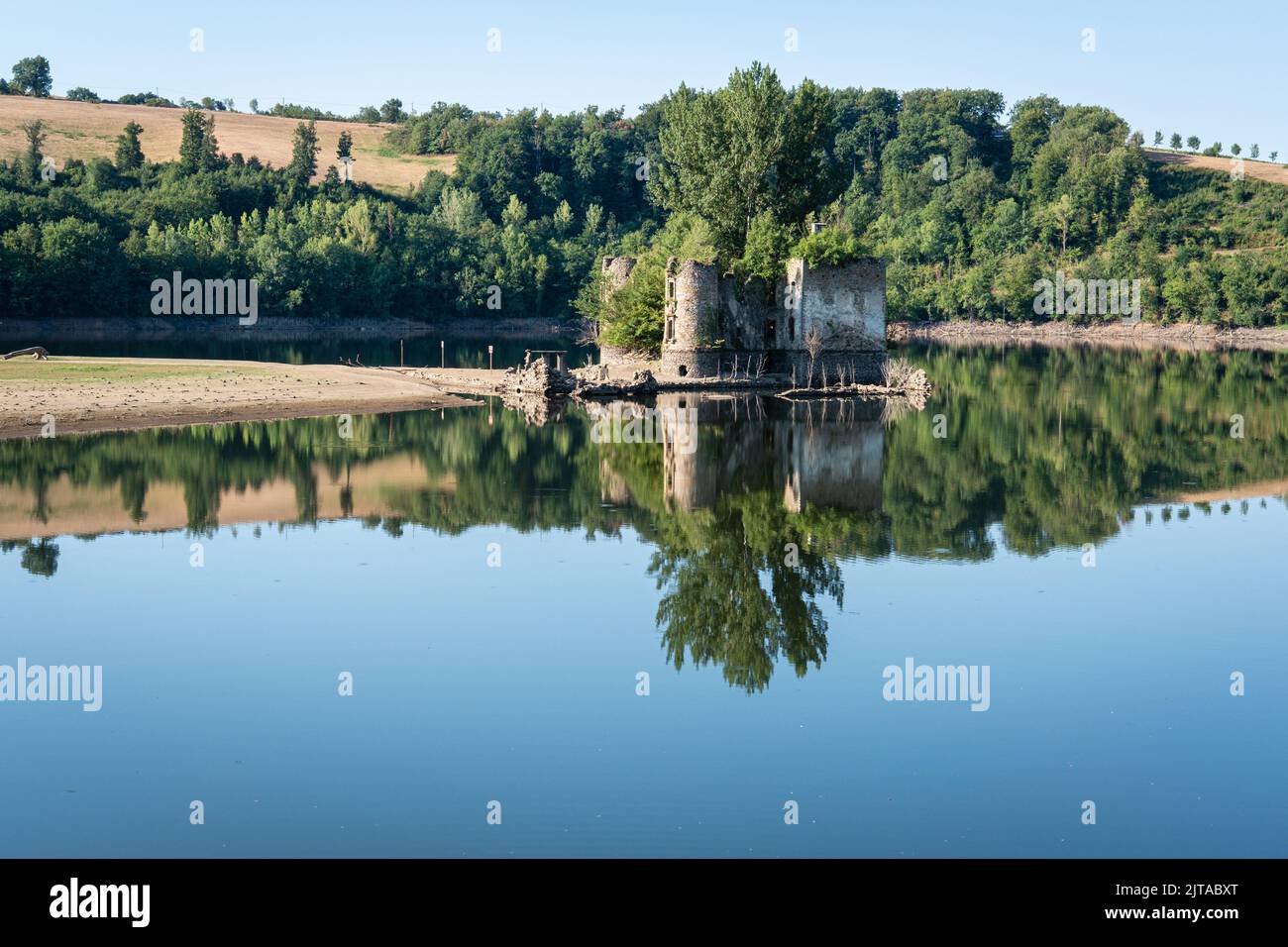 France, Teillet, 2022-08-04. View of the chateau de grandval in the ...