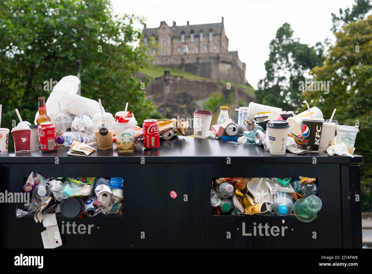 Edinburgh, Scotland, UK. 29th August 2022. Edinburgh bin men strike in ...