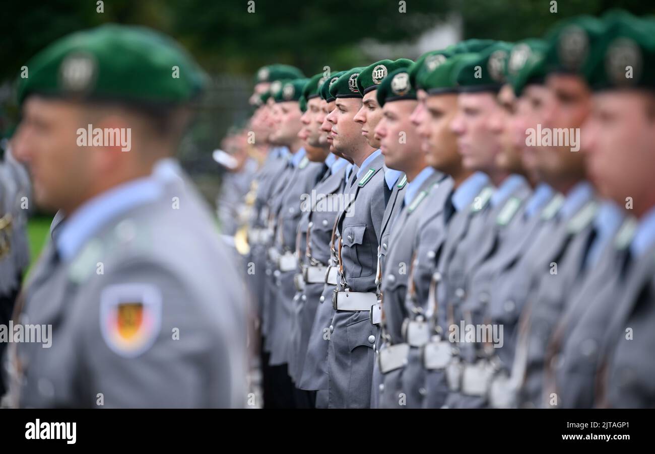 Berlin, Germany. 29th Aug, 2022. Soldiers from the German Armed Forces ...