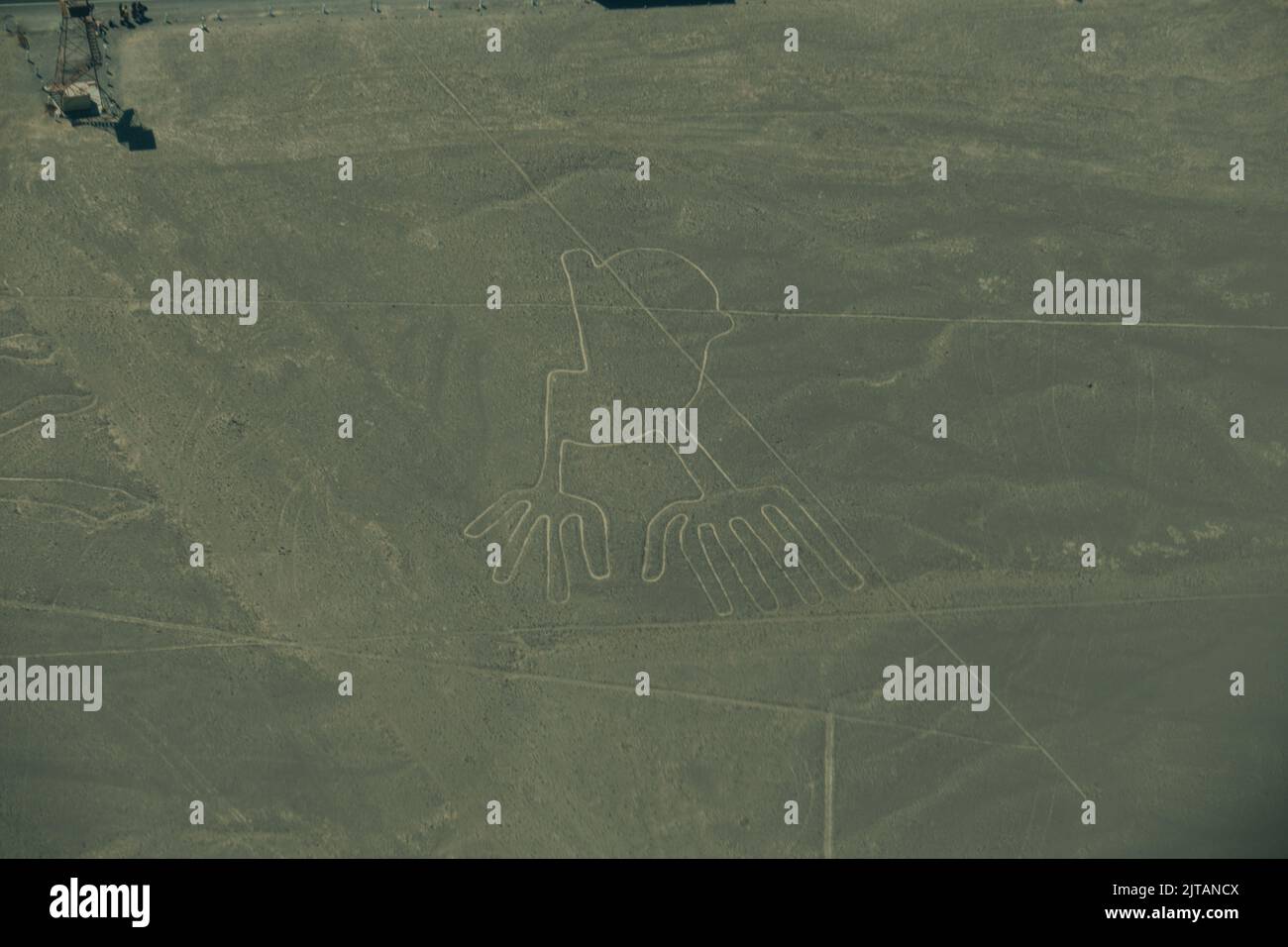 Nazca lines condor hi-res stock photography and images - Alamy