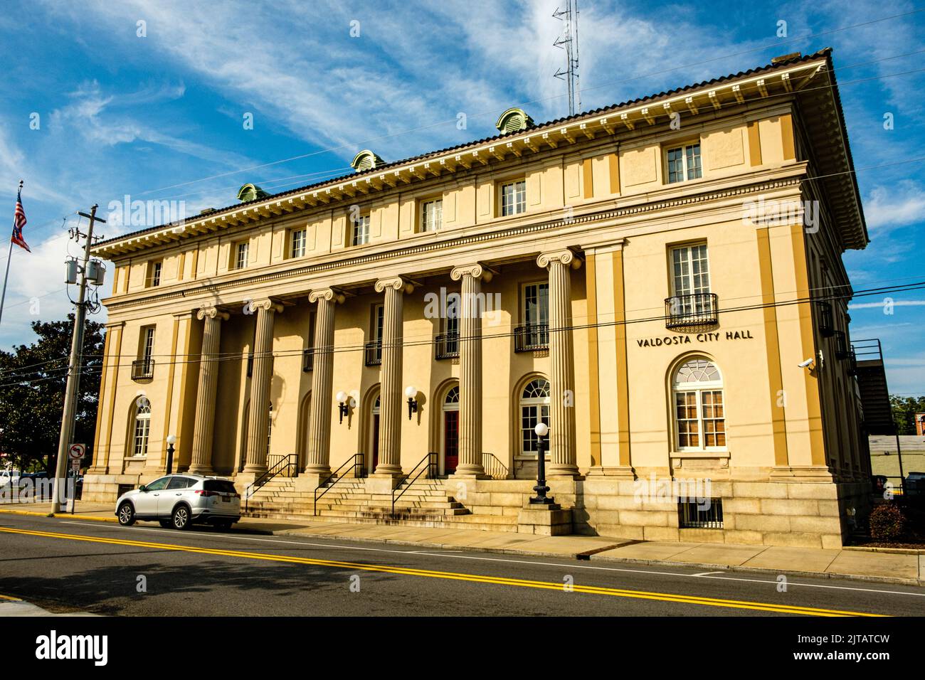Valdosta city hall hi-res stock photography and images - Alamy