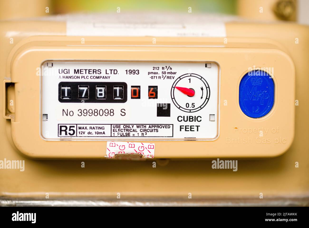 Gas meter numbers uk hi-res stock photography and images - Alamy