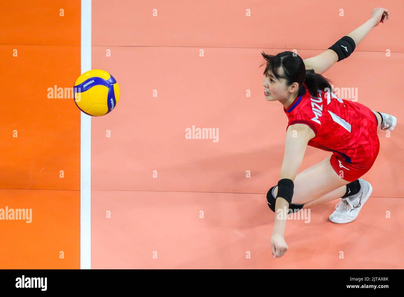 Pasig City, Philippines. 29th Aug, 2022. Japan's Mizusugi Rena saves ...
