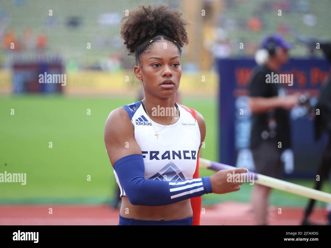 Marie julie bonnin pole vault hi-res stock photography and images - Alamy