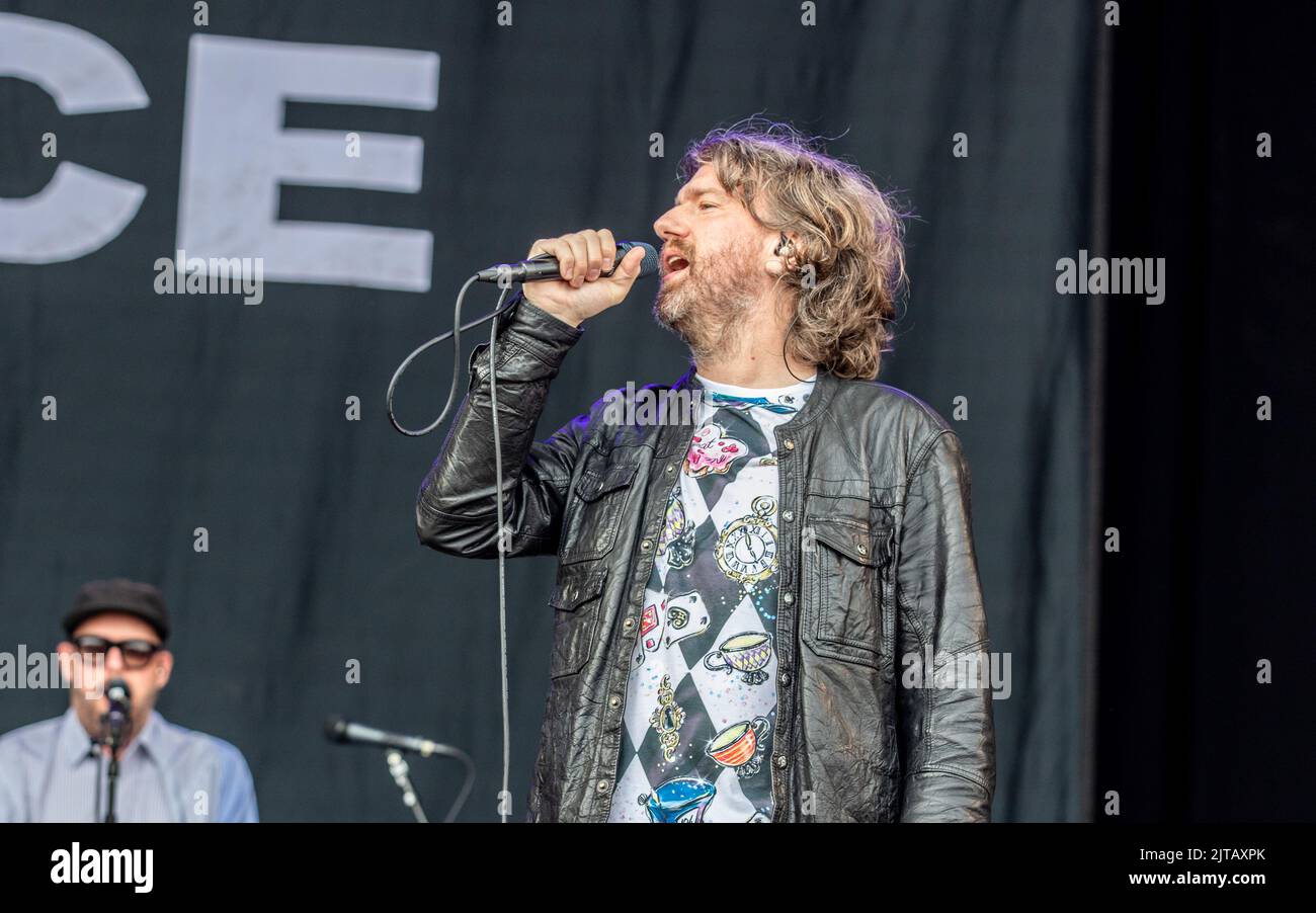 Danny mcnamara performing on stage hi-res stock photography and images ...