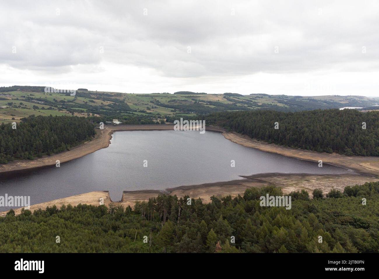 Langsett Reservoir water levels at a low as the warm spell continues ...