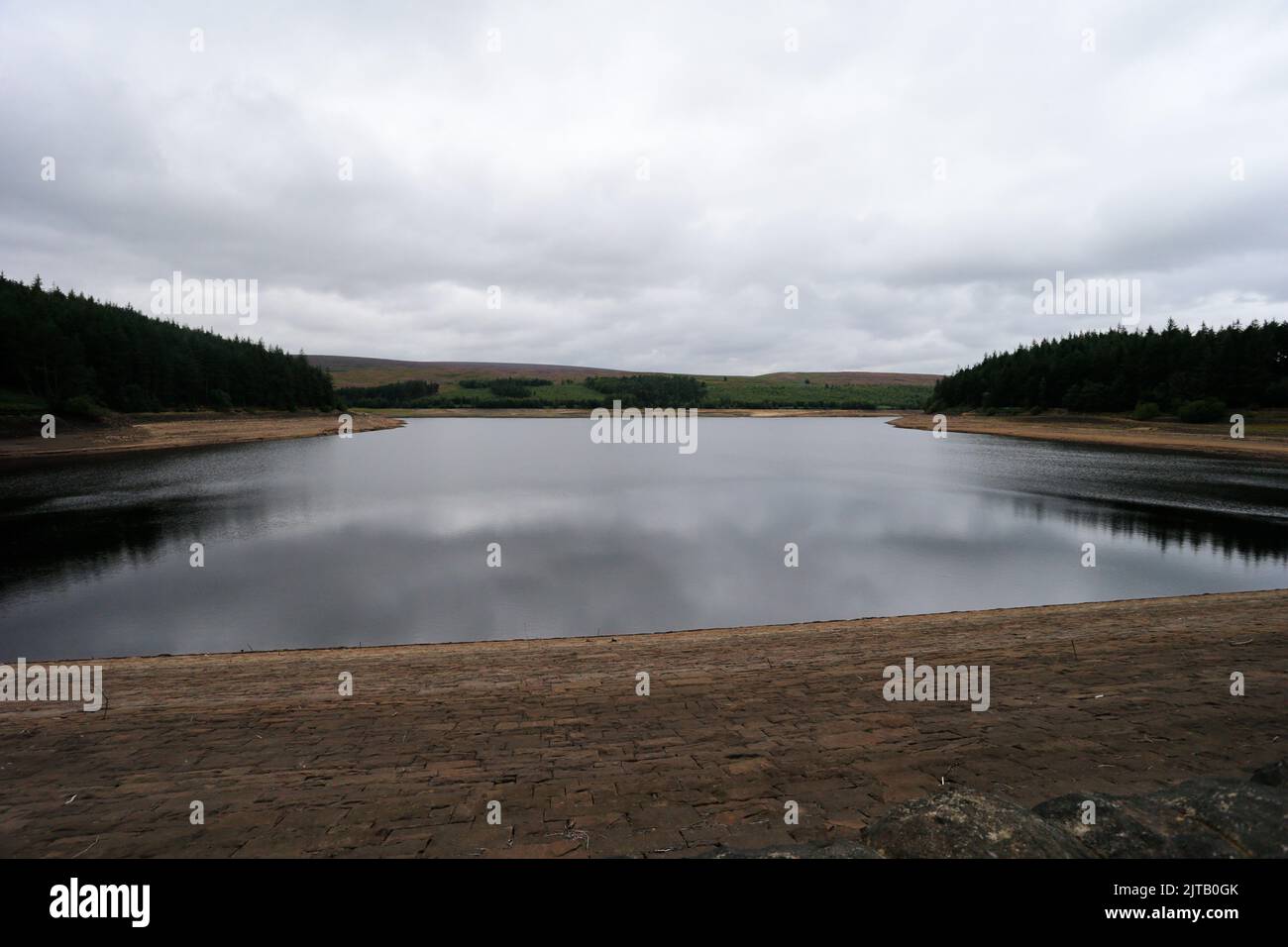 Langsett Reservoir water levels at a low as the warm spell continues ...