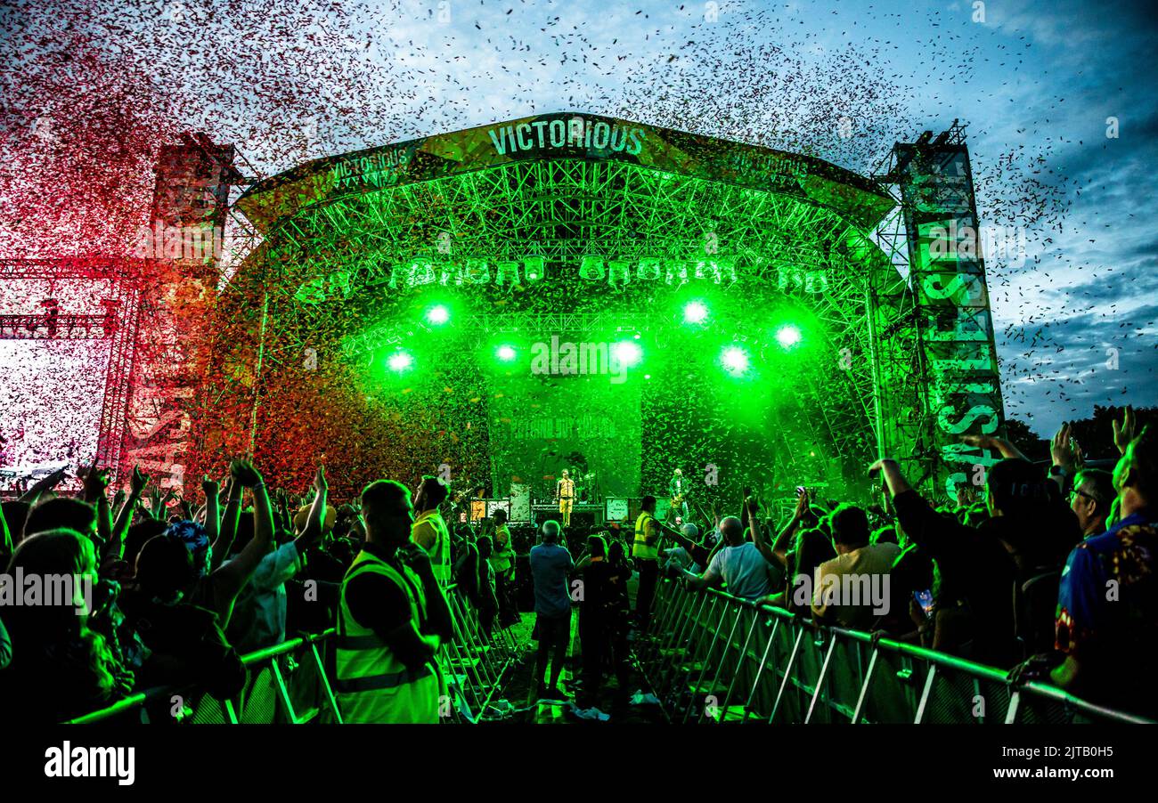 Southsea Common. UK, 28 August 2022. Nothing But Thieves performing at ... Southsea Common. UK, 28 August 2022. Nothing But Thieves performing at ...