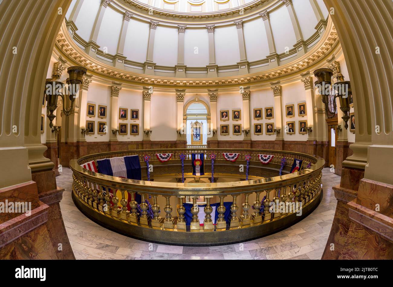 Rotunda and Presidential portraits from the second floor of the ...