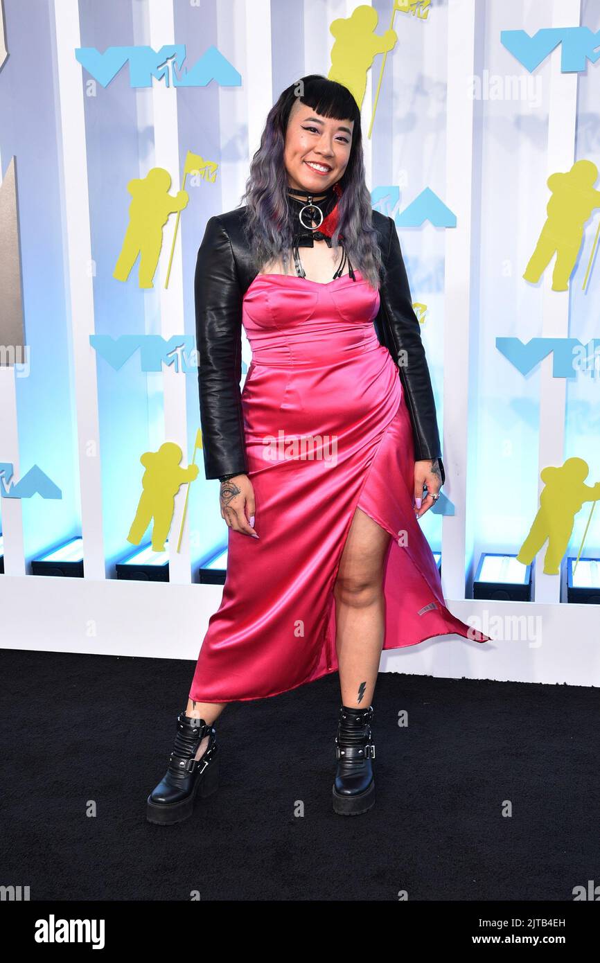 Newark, NJ, USA. 28th Aug, 2022. Zeez Louize at arrivals for MTV Video ...