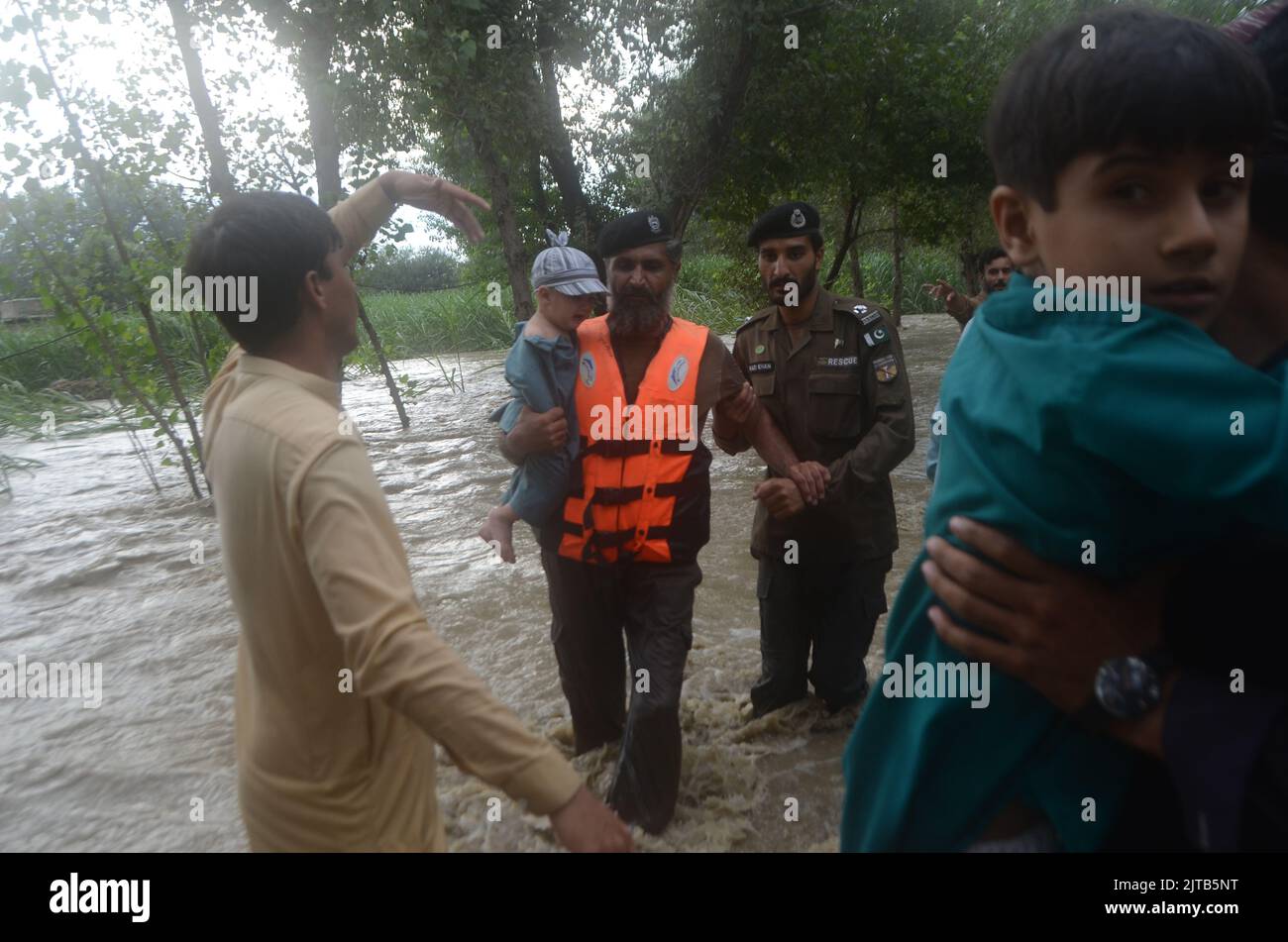 Pakistan 2022 flooding hi-res stock photography and images - Alamy