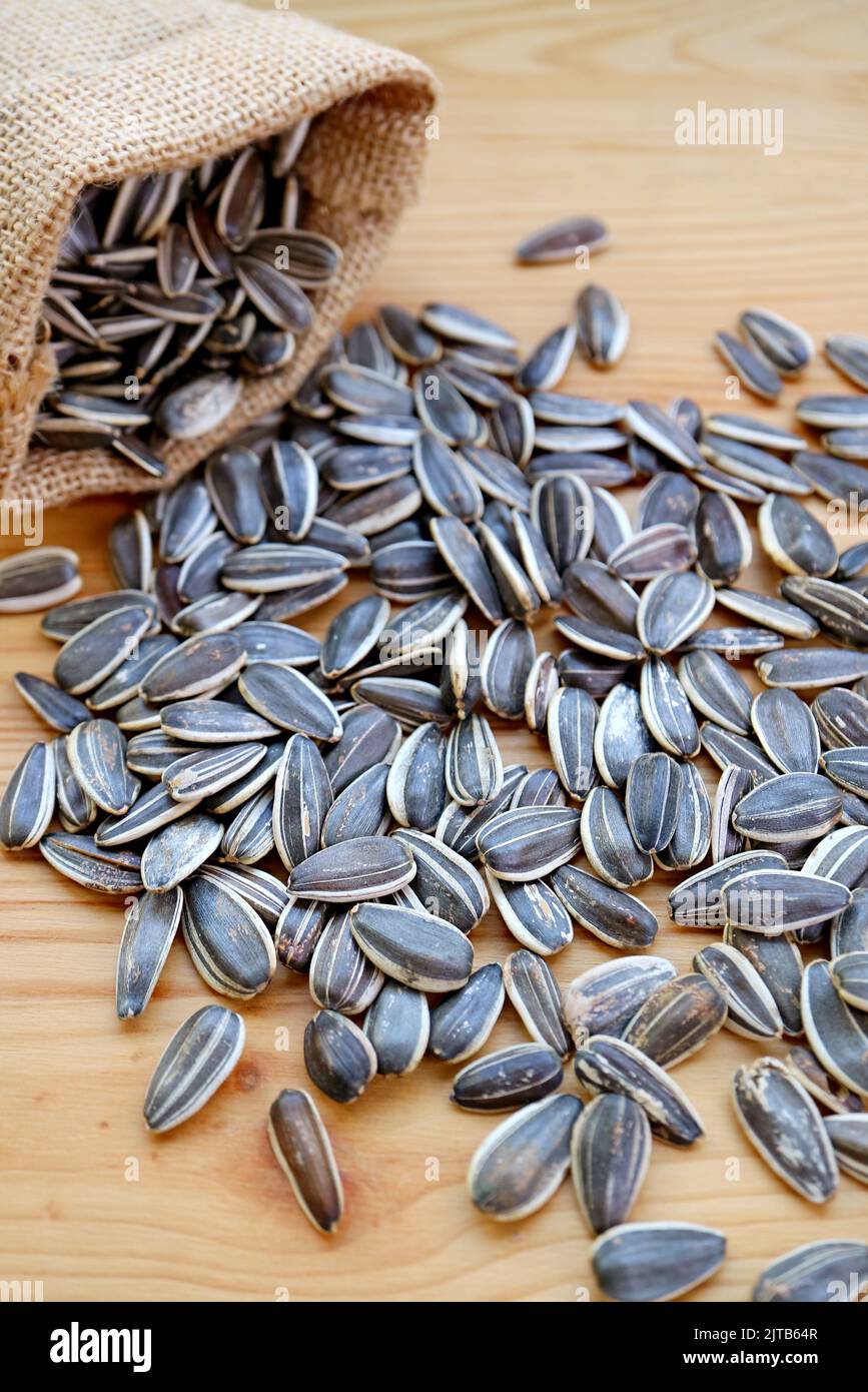 Sack of sunflower seeds hi-res stock photography and images - Alamy