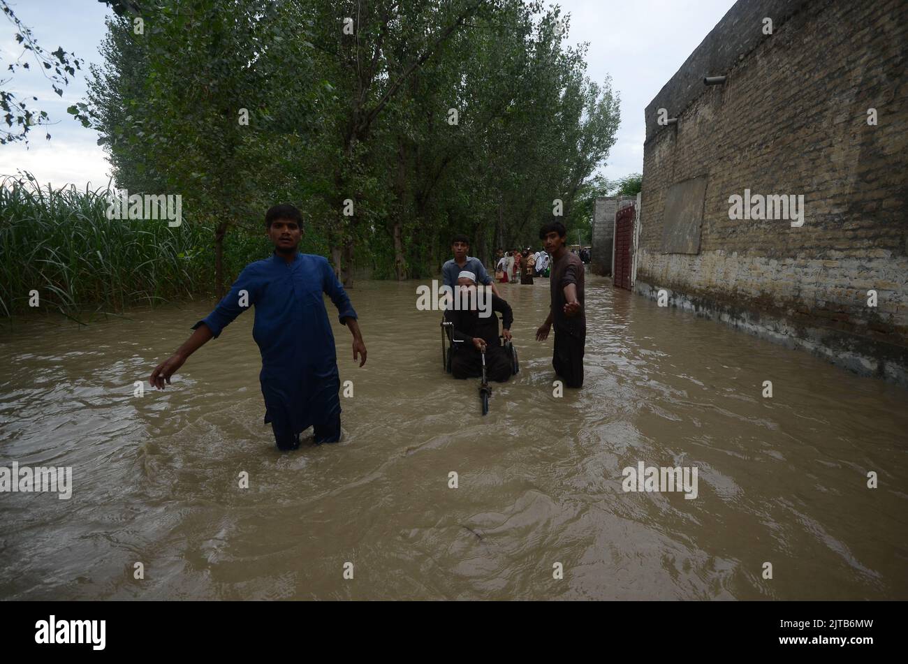 Peshawar, Pakistan. 26th Aug, 2022. Torrential rains and storms cause ...