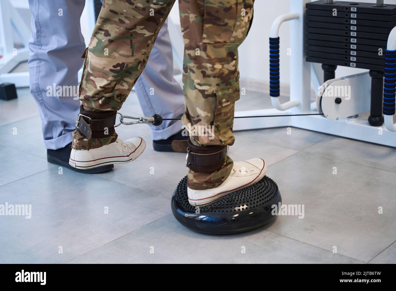 Process of recovery exercises after being wounded in military ... Process of recovery exercises after being wounded in military ...