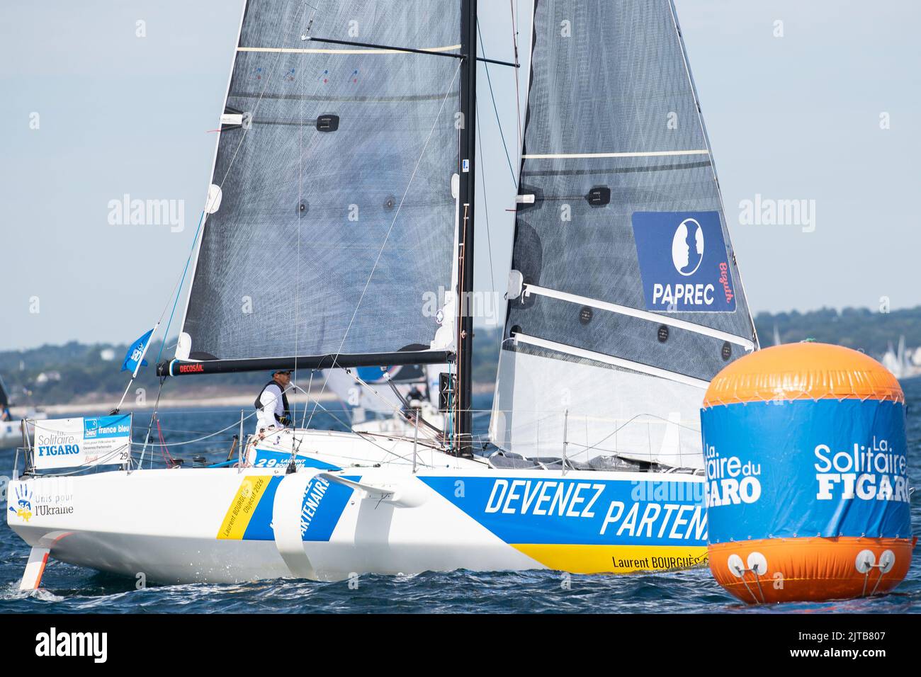 Unis pour l'ukraine hi-res stock photography and images - Alamy