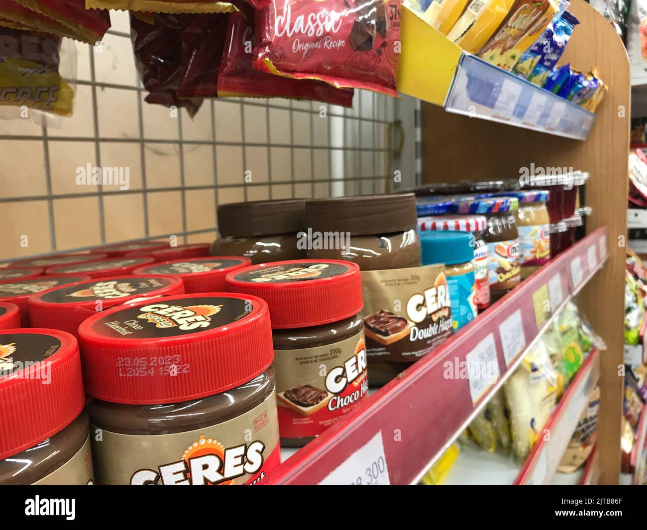 Supermarket goods in hi-res stock photography and images - Alamy