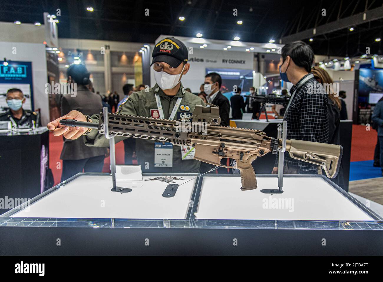 Nonthaburi, Thailand. 29th Aug, 2022. Thai army personnel experiences a ...